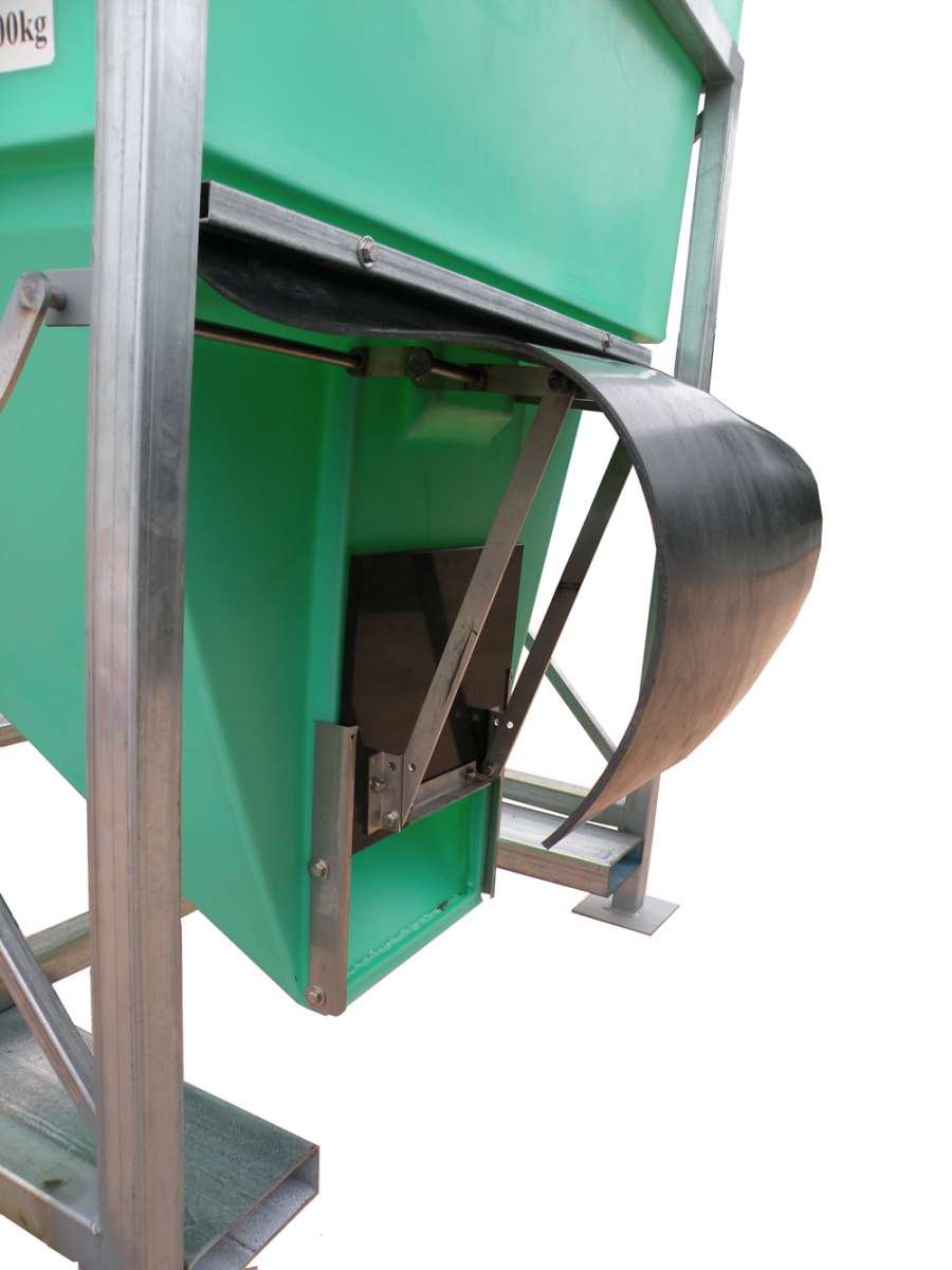 JBA01 Weather flap to suit side discharge hopper